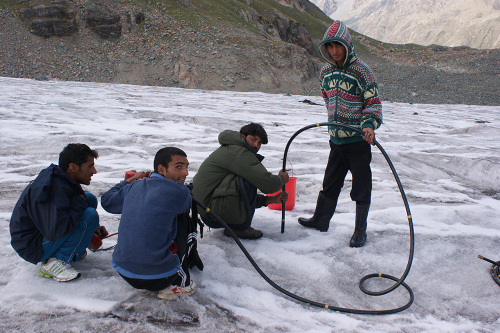 Kashmir’s crown Kolahoi glacier is in deep water | TERI